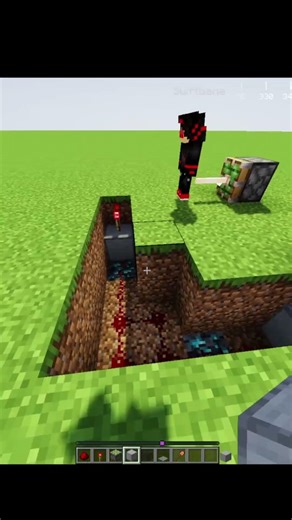 Minecraft Automatic Door That Looks INSANE! 🤯