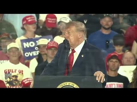 President Trump calls on Speaker Mike Johnson to REMOVE Ilhan Omar