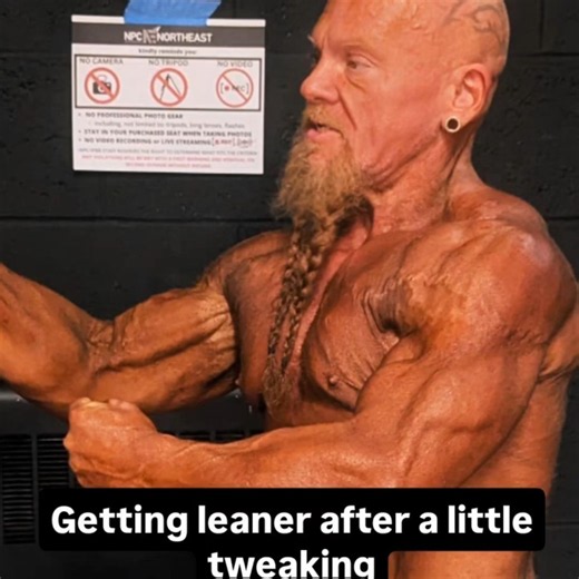THESE PICS ARE FROM LAST SEASON'S BODYBUILDING SHOWS AND TRAINING!