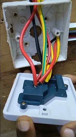 #How to Wire 3 Socket Outlets in a Ring with a Spur