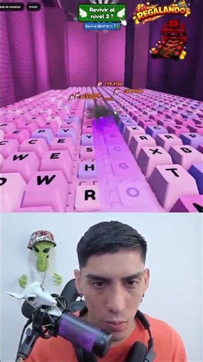 I was challenged to beat World 2 with a mouse skin in Escape the Keyboard Roblox #roblox