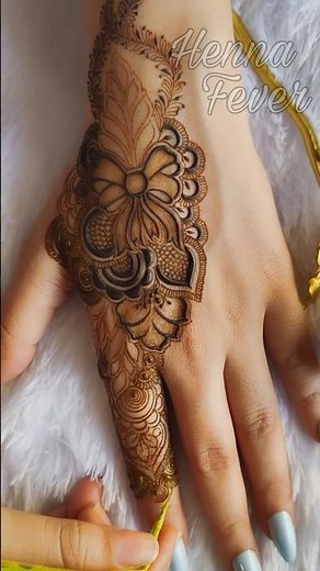 Latest Bow Unique Mehendi Henna Design 🤎 Easy Mehandi designs #henna #mehndi #mehendiartistry