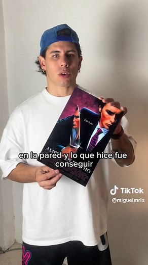 Cómo colocar cuadros de aluminio en la pared fácilmente