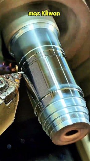 Precision Metal Lathe Machining: Shaping a Tapered Steel Shaft#shorts #automotive #engineering #diy