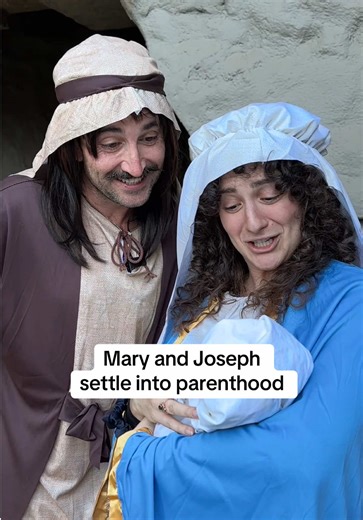 Joey, see you in 6 months… and see you all next year! #comedy #maryandjoseph #bible #christmas #baby 🎥: @Kiril