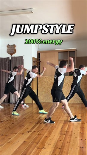 What a synchro lol #jumpstyle #hardstyle #fyp | jumpstyle