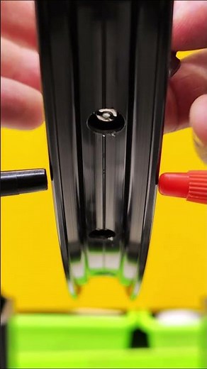 How the bend of a bicycle wheel rim changes when the spokes are tightened