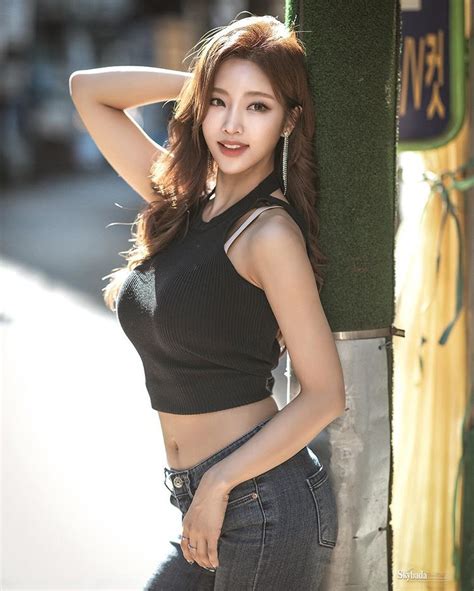 Skinny Girl Body Skinny Girls Asian Hotties Korea Fashion Beautiful