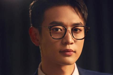 Shinees Minho Launches Personal Instagram Account On His Birthday Soompi