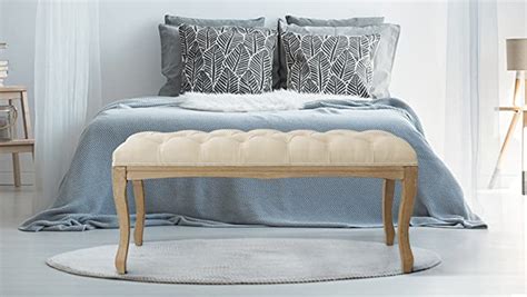 Roundhill Furniture Maxem Tufted Faux Leather Upholstered