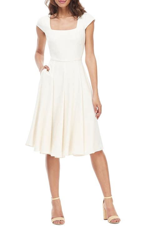 Buy Gal Meets Glam Collection Regina Square Neck Fit And Flare Dress