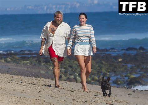 Sarah Brady And Jonah Hill Enjoy A Day On The Beach In Malibu 76 Photos