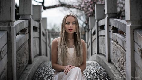 Woman Model Depth Of Field Blonde Long Hair Girl Wallpaper