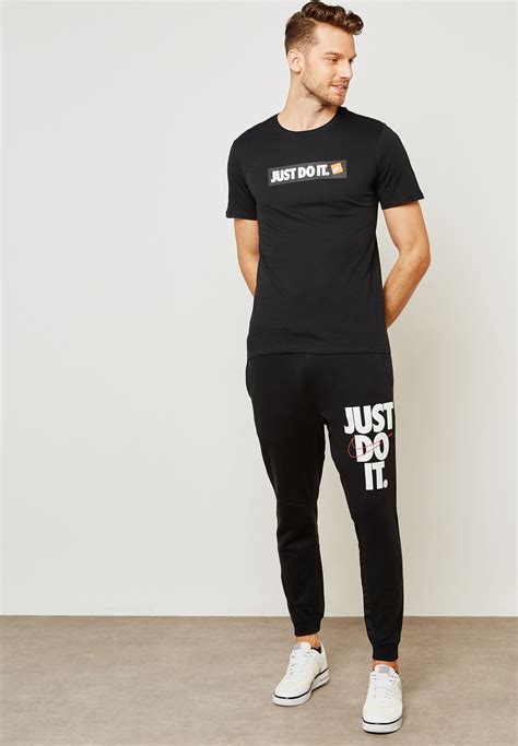 Buy Nike Black Just Do It Sweatpants For Men In Mena Worldwide