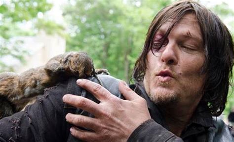 The Walking Dead Season 5 Extended Finale Synopsis Says Daryl Dixon Is