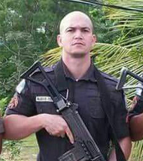 Upp Prende Suspeito De Envolvimento Na Morte De Pm No Morro Da