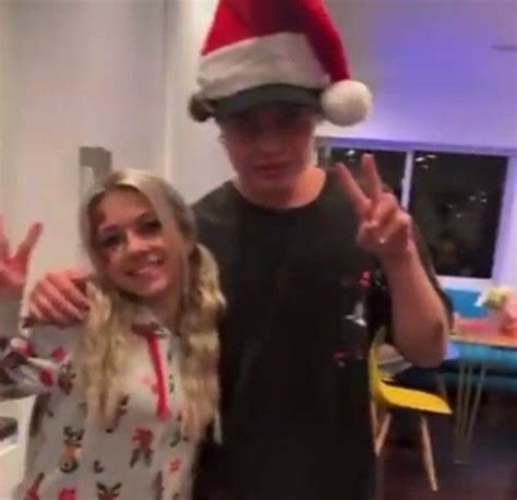Pin By ℚ𝕌𝕀ℕℕ𝔹 𝕏 𝕊ℍ𝕀ℕ𝔼𝕊 On Coco And Jakob Holiday Decor Elf On The