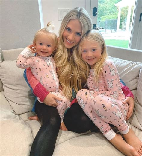 Pin By Elise ♡ On The Labrant Fam ♡ Savannah Chat Mommy Daughter