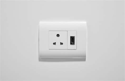 how to create a websocket gateway using nest js and postman by halil