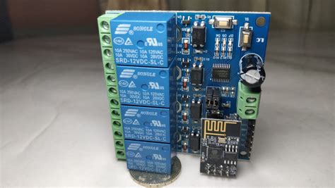 review module esp8266 with 4 relay and node red from