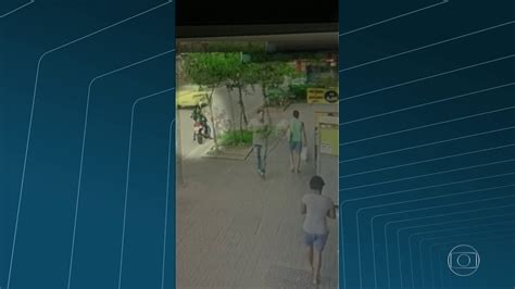 Homem é Baleado Em Tentativa De Assalto Em Bonsucesso Rj2 G1