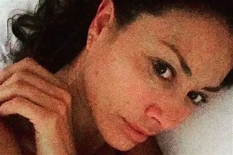 Topless Melanie Sykes Shares Make Up Free Selfie From Bed As She