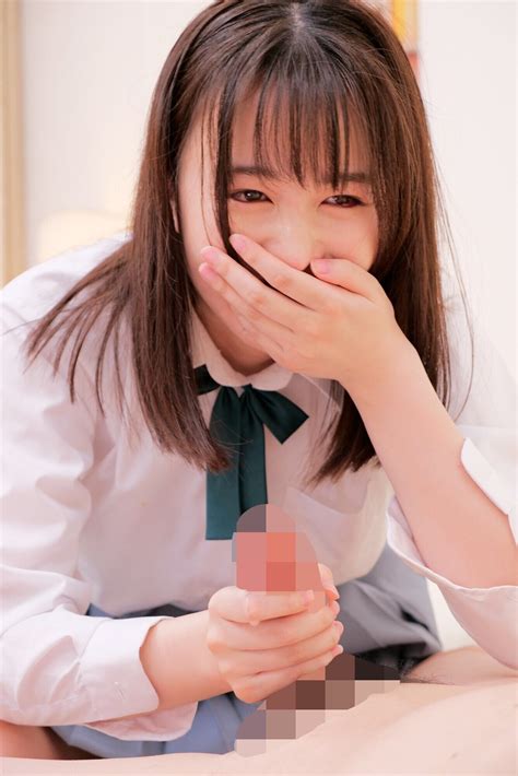 ウブな10代美少女限定！とっても恥ずかしい素股に初めて挑戦してもらいました！ 甘酸っぱいお汁溢れるマコにそのままヌルっと生挿入！イッても止め