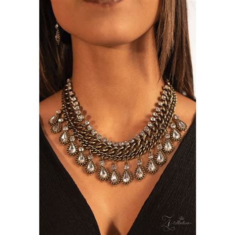 Paparazzi Revolution 2018 Zi Collection Brass Necklace A Finishing