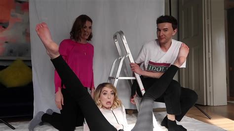 zoe sugg s feet