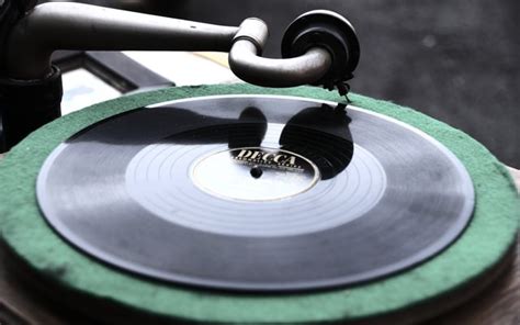 java record class with practical examples dzone java
