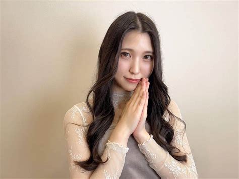 藤江史帆さんのインスタグラム写真 藤江史帆instagram 「🎊橘京花デビュー1周年記念㊗️ 記念写真集クラウドファンディング企画を