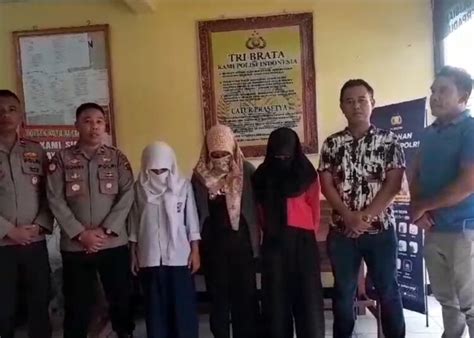 Fakta Terbaru Kasus Pengeroyokan Siswi Smp Di Pesisir Selatan Motifnya