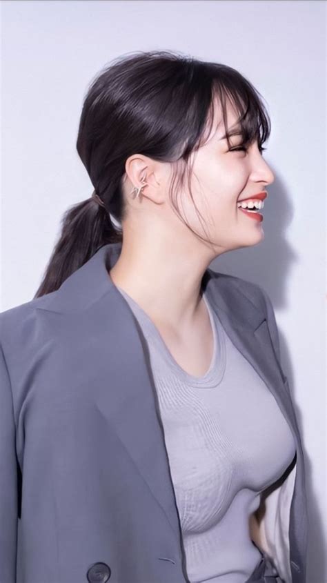 国民的女優 広瀬すずさんのデカ尻に恥ずかしいクロッチも浮かぶパン線【パンチラ・ブラチラも】 みんなのおしりダイアリー