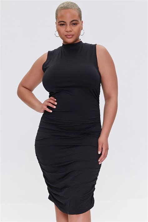 Plus Size Ruched Bodycon Dress