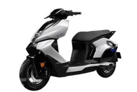 Présentation De La Scooter 125 Zeeho Ae8 S
