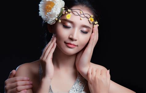 배경 화면 얼굴 여자들 모델 초상화 꽃들 아시아 사람 사진술 드레스 유행 피부 머리 미투 캣 소녀