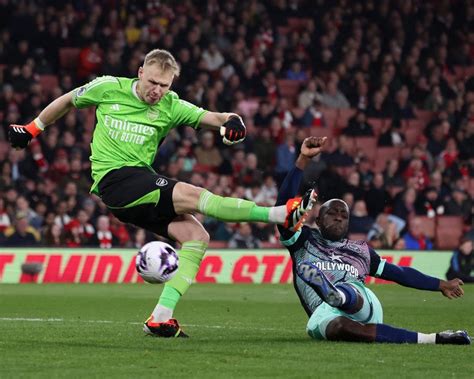 Brentford Yoane Wissas Gag Goal Against Arsenal Sport News Africa