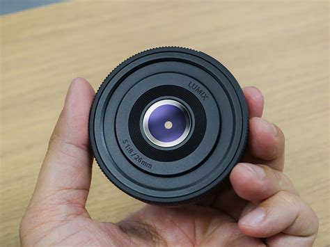 パナソニック、フルサイズ対応のmfパンケーキレンズ「lumix S 26mm F8」 デジカメ Watch