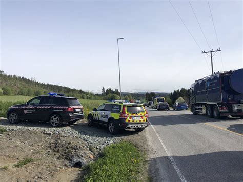 Steinkjer Trafikk Mann Kritisk Skadd Etter Ulykke På E6