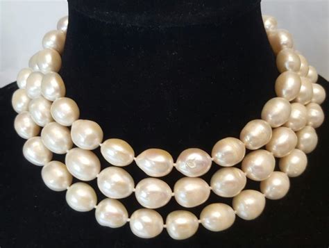 Long Necklace Composed Of Large Freshwater Cultured Pearls Catawiki