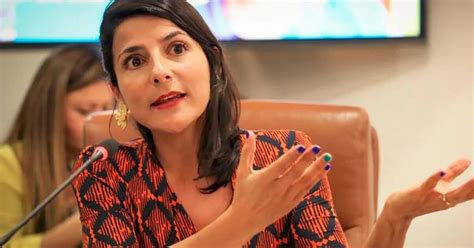 Exministra Irene Vélez Tendría Que Dejar Su Cargo Como Cónsul En El