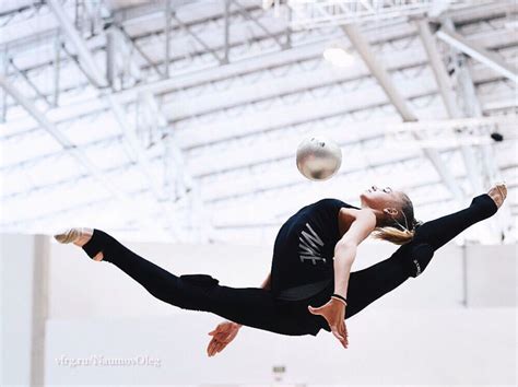 Pin By Yanxxkai On Elegance Gymnastics Flexibility Gymnastics