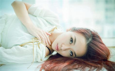 배경 화면 얼굴 여자들 빨간 머리 모델 초상화 염색 한 머리카락 아시아 사람 사진술 피부 로맨스 어린이