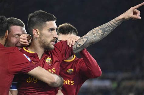 Hasil Liga Italia 2022 2023 Bantai Udinese 3 0 As Roma Mantap Di 3 Besar