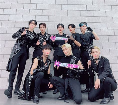 Ateez 에이티즈 On Twitter Rt Sbsmtvtheshow 우리티즈가🏴‍☠ 아나키스트고 무정부주의라는 건