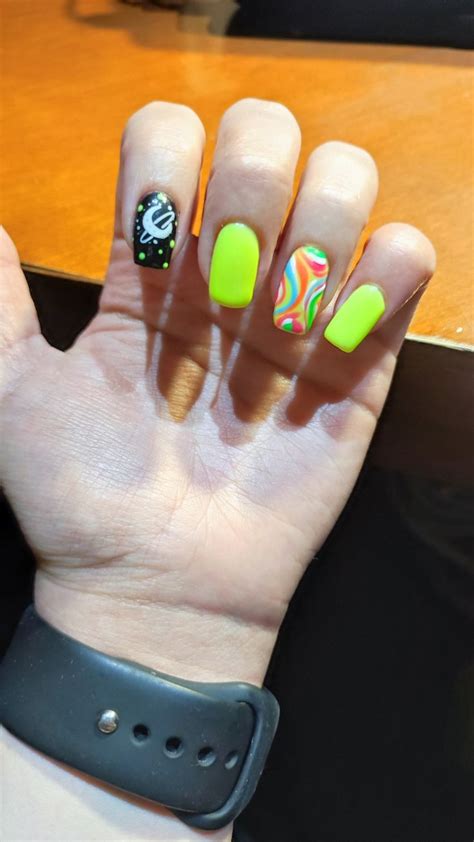 Diseño De Uñas Neon Nails Beauty