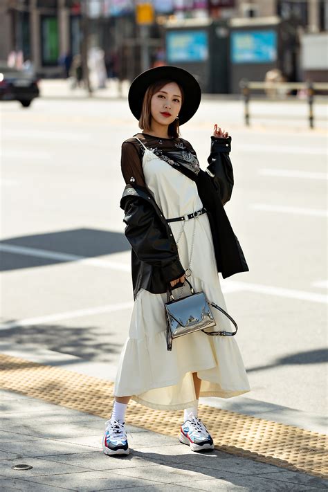Seoul Fashion Week Streetwear Womens 2019fw D 3 écheveau