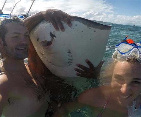 Richie And Gemma Mccaws Encounter With A Stingray Now To Love