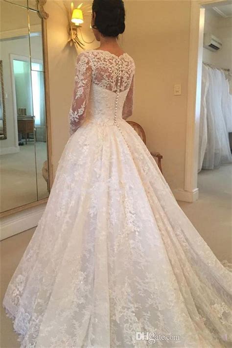 Vintage Lace Wedding Dress 2017 Ball Gown Scoop Neck Long Sleeve Bridal