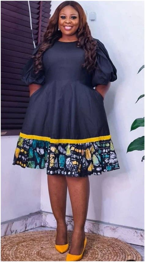 Fascinating Ankara And Plain Coloured Fabric Combination Styles